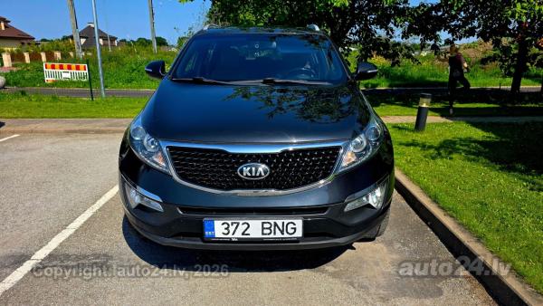 Melns Kia Sportage 2015 Tallina, ar dzinēja tilpumu 2.00 L un nobraukumu 147 tūkst. km par 8500 €, foto 3 vietnē AUTOMOTO.COM.LV