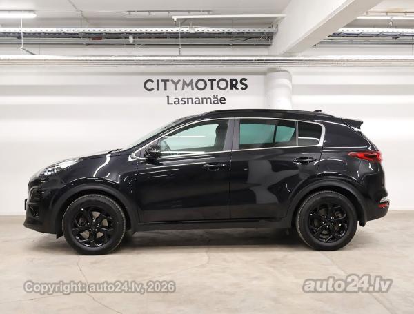 Black Kia Sportage 2021 in Tallinn, with an engine capacity of 1.60 L and mileage of 69 thousand km for 18900 €, photo 2 on AUTOMOTO.COM.LV