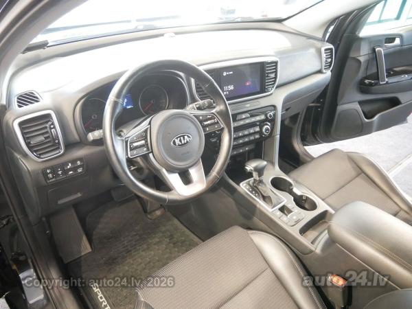 Black Kia Sportage 2021 in Tallinn, with an engine capacity of 1.60 L and mileage of 74 thousand km for 17400 €, photo 8 on AUTOMOTO.COM.LV