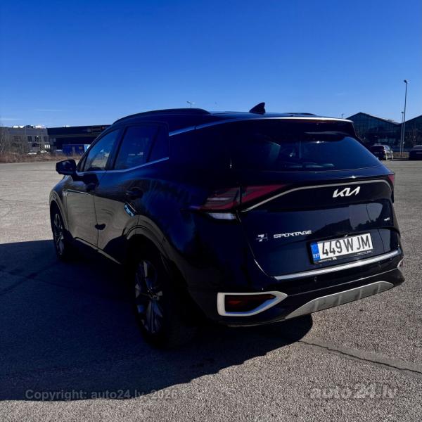 Черный Киа Sportage 2022 в Таллин, объемом двигателя 1.60 л и пробегом 75 тыс. км за 28900 €, фото 4 на AUTOMOTO.COM.LV