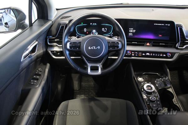 Black Kia Sportage 2022 in Tallinn, with an engine capacity of 1.60 L and mileage of 48 thousand km for 24990 €, photo 9 on AUTOMOTO.COM.LV