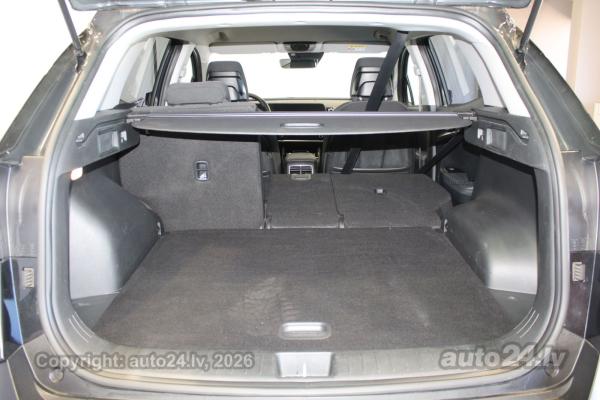 Black Kia Sportage 2022 in Tallinn, with an engine capacity of 1.60 L and mileage of 48 thousand km for 24990 €, photo 10 on AUTOMOTO.COM.LV