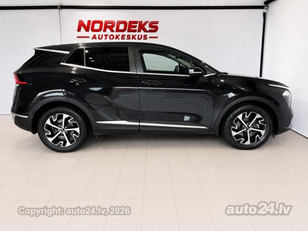 Черный Киа Sportage 2023 в Таллин, объемом двигателя 1.60 л и пробегом 35 тыс. км за 24990 €, фото 4 на AUTOMOTO.COM.LV