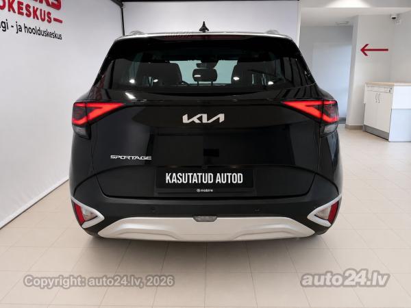 Черный Киа Sportage 2023 в Таллин, объемом двигателя 1.60 л и пробегом 35 тыс. км за 24990 €, фото 6 на AUTOMOTO.COM.LV