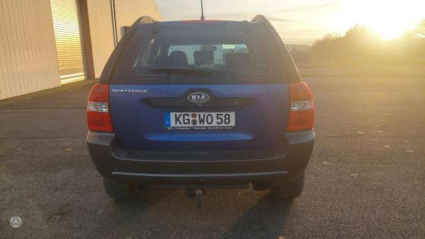 Синий Киа Sportage 2006 в Паневежис, объемом двигателя 1.99 л и пробегом 145 тыс. км за 2200 €, фото 4 на AUTOMOTO.COM.LV