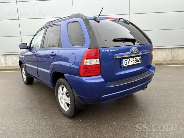 Zils Kia Sportage 2007 Rīga, ar dzinēja tilpumu 2.00 L un nobraukumu 175 tūkst. km par 3250 €, foto 8 vietnē AUTOMOTO.COM.LV