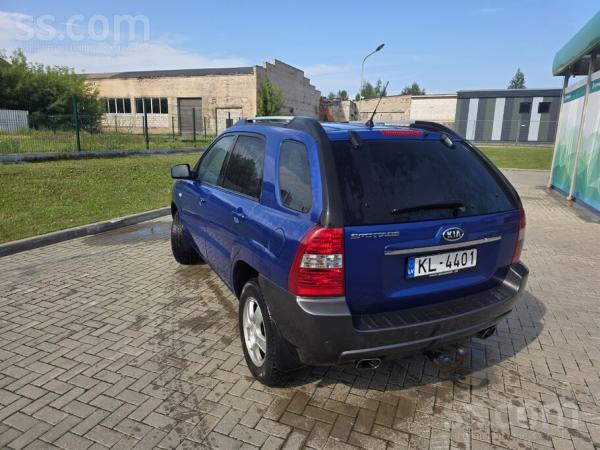 Zils Kia Sportage 2008 Ludza, ar dzinēja tilpumu 2.00 L un nobraukumu 251 tūkst. km par 3850 €, foto 4 vietnē AUTOMOTO.COM.LV