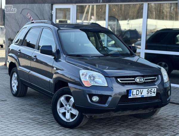Zils Kia Sportage 2010 Radviliškis, ar dzinēja tilpumu 2.00 L un nobraukumu 270 tūkst. km par 4650 €, foto 2 vietnē AUTOMOTO.COM.LV