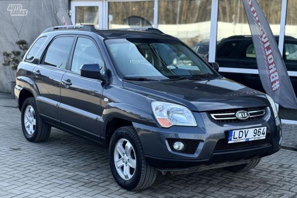 Zils Kia Sportage 2010 Radviliškis, ar dzinēja tilpumu 2.00 L un nobraukumu 270 tūkst. km par 4650 €, foto 4 vietnē AUTOMOTO.COM.LV