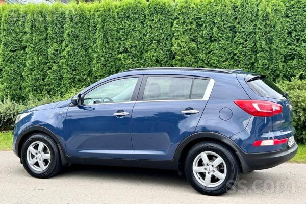Синий Киа Sportage 2010 в Рига, объемом двигателя 2.00 л и пробегом 0 тыс. км за 5850 €, фото 4 на AUTOMOTO.COM.LV