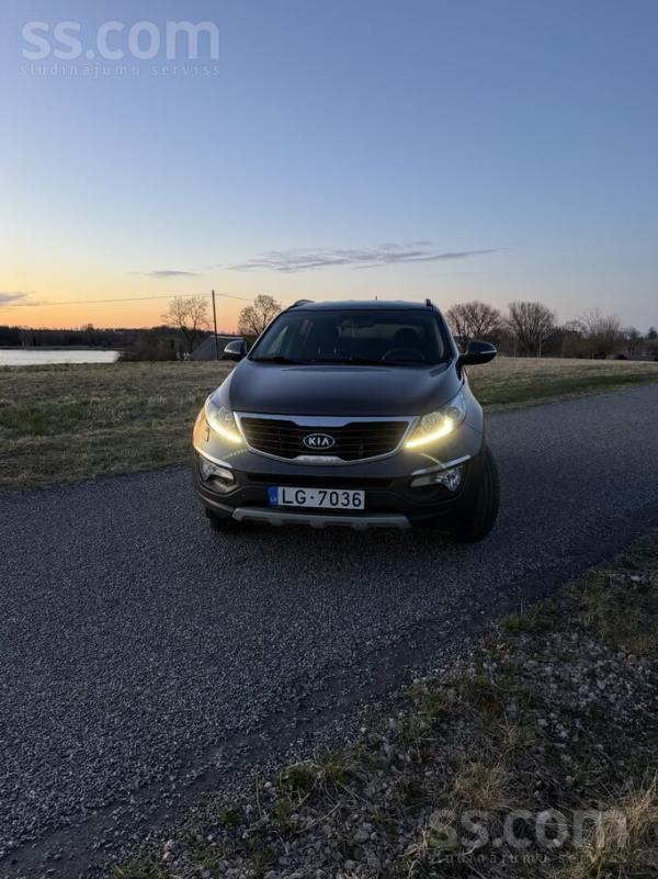 Синий Киа Sportage 2011 в Рига, объемом двигателя 2.00 л и пробегом 220 тыс. км за 6500 €, фото 1 на AUTOMOTO.COM.LV