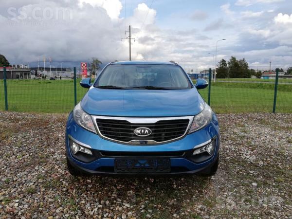 Киа Sportage 2011 в Салдус на AUTOMOTO.COM.LV Синий Киа Sportage 2011 в Салдус, объемом двигателя 1.70 л и пробегом 130 тыс. км за 7900 €, фото 3 на AUTOMOTO.COM.LV