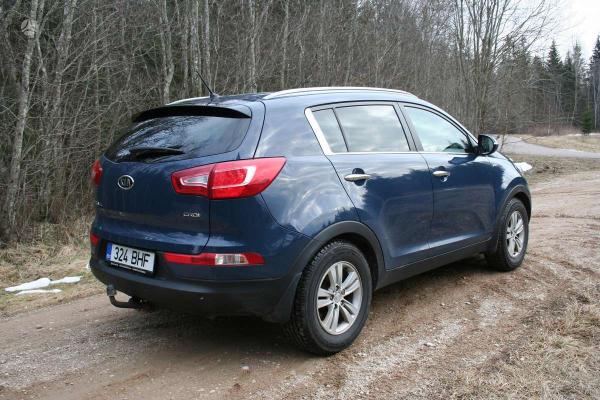 Синий Киа Sportage 2012 в Таллин, объемом двигателя 2.00 л и пробегом 328 тыс. км за 5250 €, фото 2 на AUTOMOTO.COM.LV