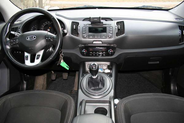 Синий Киа Sportage 2012 в Таллин, объемом двигателя 2.00 л и пробегом 328 тыс. км за 5250 €, фото 8 на AUTOMOTO.COM.LV