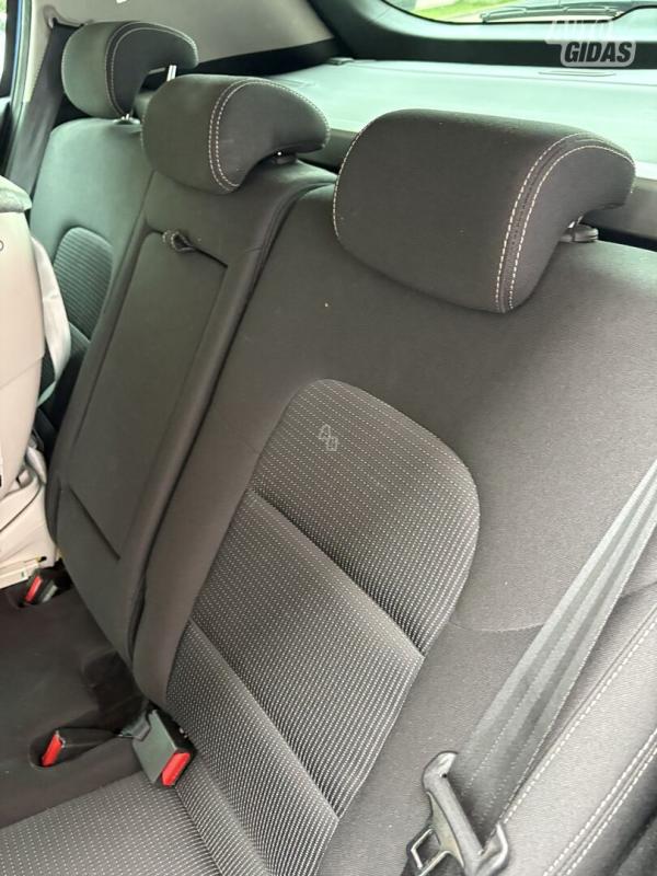 Blue Kia Sportage 2018 in Vilnius, with an engine capacity of 1.60 L and mileage of 133 thousand km for 16500 €, photo 3 on AUTOMOTO.COM.LV