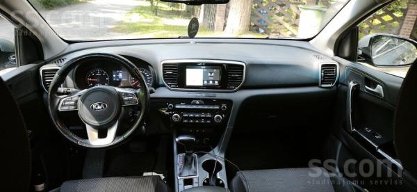 Blue Kia Sportage 2018 in Riga, with an engine capacity of 1.60 L and mileage of 117 thousand km for 13500 €, photo 7 on AUTOMOTO.COM.LV