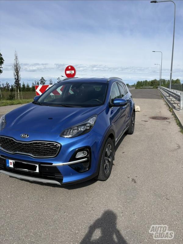 Синий Киа Sportage 2018 в Вильнюс, объемом двигателя 1.60 л и пробегом 136 тыс. км за 15000 €, фото 3 на AUTOMOTO.COM.LV