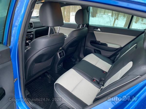 Zils Kia Sportage 2019 Jelgava, ar dzinēja tilpumu 2.00 L un nobraukumu 12 tūkst. km par 15600 €, foto 11 vietnē AUTOMOTO.COM.LV