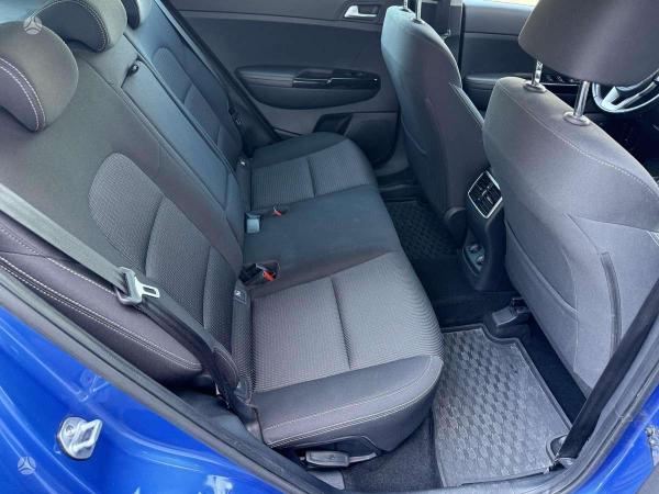 Blue Kia Sportage 2019 in Vilnius, with an engine capacity of 1.60 L and mileage of 102 thousand km for 15500 €, photo 10 on AUTOMOTO.COM.LV