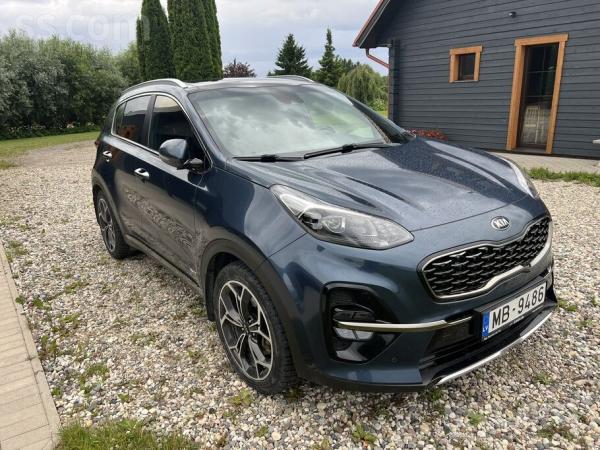 Zils Kia Sportage 2019 Limbaži, ar dzinēja tilpumu 2.00 L un nobraukumu 183 tūkst. km par 15500 €, foto 1 vietnē AUTOMOTO.COM.LV