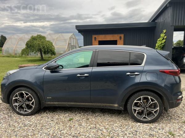 Zils Kia Sportage 2019 Limbaži, ar dzinēja tilpumu 2.00 L un nobraukumu 183 tūkst. km par 15500 €, foto 4 vietnē AUTOMOTO.COM.LV