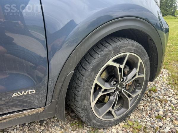 Zils Kia Sportage 2019 Limbaži, ar dzinēja tilpumu 2.00 L un nobraukumu 183 tūkst. km par 15500 €, foto 6 vietnē AUTOMOTO.COM.LV
