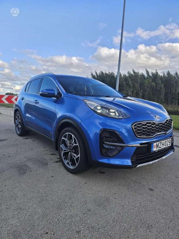 Kia Sportage 2019 Šauļi vietnē Zils Kia Sportage 2019 Šauļi, ar dzinēja tilpumu 1.60 L un nobraukumu 200 tūkst. km par 14000 €, foto 3 vietnē AUTOMOTO.COM.LV