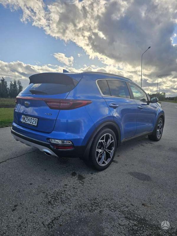Kia Sportage 2019 Šauļi vietnē Zils Kia Sportage 2019 Šauļi, ar dzinēja tilpumu 1.60 L un nobraukumu 200 tūkst. km par 14000 €, foto 4 vietnē AUTOMOTO.COM.LV