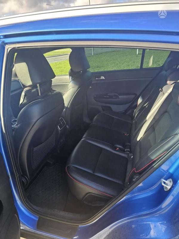 Kia Sportage 2019 Šauļi vietnē Zils Kia Sportage 2019 Šauļi, ar dzinēja tilpumu 1.60 L un nobraukumu 200 tūkst. km par 14000 €, foto 11 vietnē AUTOMOTO.COM.LV