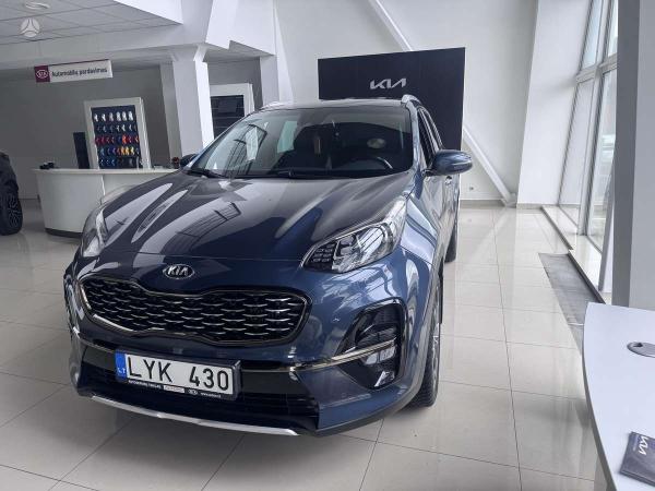 Синий Киа Sportage 2020 в Шяуляй, объемом двигателя 1.60 л и пробегом 50 тыс. км за 20000 €, фото 1 на AUTOMOTO.COM.LV