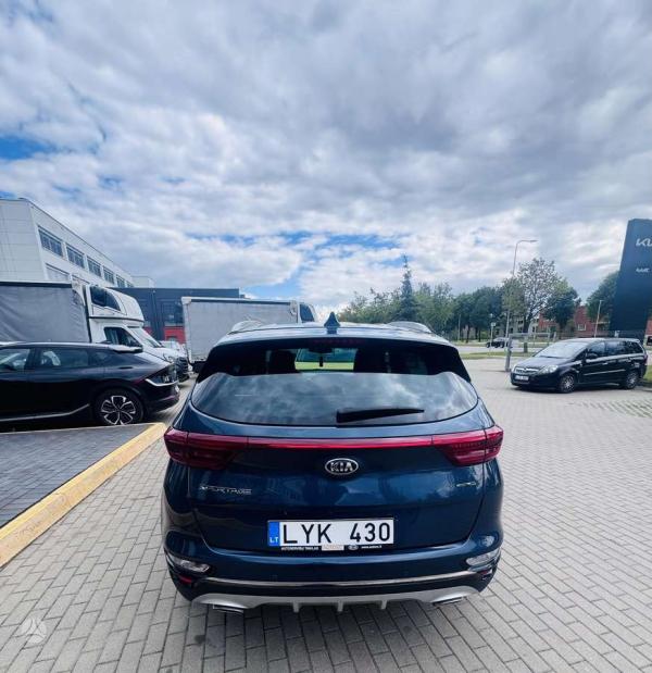 Синий Киа Sportage 2020 в Шяуляй, объемом двигателя 1.60 л и пробегом 50 тыс. км за 20000 €, фото 6 на AUTOMOTO.COM.LV