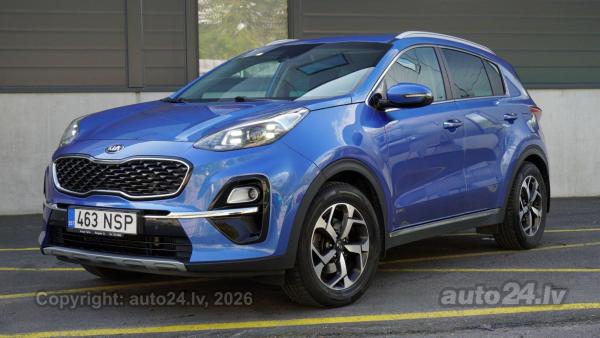 Blue Kia Sportage 2020 in Tartu, with an engine capacity of 1.60 L and mileage of 128 thousand km for 14900 €, photo 1 on AUTOMOTO.COM.LV