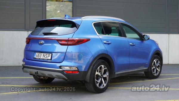 Blue Kia Sportage 2020 in Tartu, with an engine capacity of 1.60 L and mileage of 128 thousand km for 14900 €, photo 7 on AUTOMOTO.COM.LV