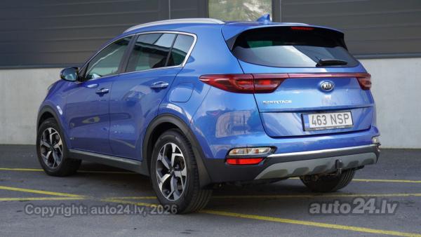 Blue Kia Sportage 2020 in Tartu, with an engine capacity of 1.60 L and mileage of 128 thousand km for 14900 €, photo 8 on AUTOMOTO.COM.LV