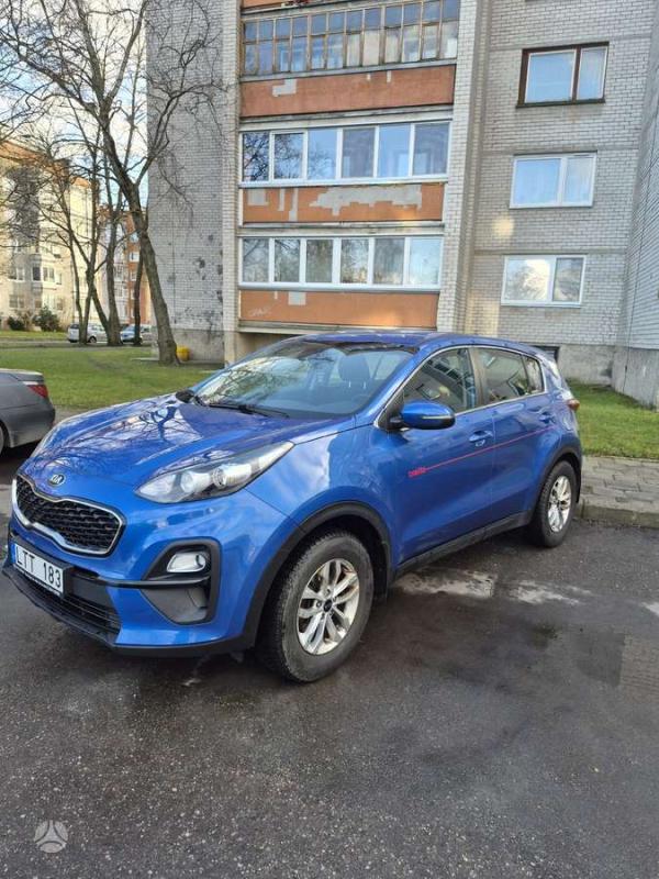Blue Kia Sportage 2021 in Klaipeda, with an engine capacity of 1.59 L and mileage of 86 thousand km for 17000 €, photo 1 on AUTOMOTO.COM.LV