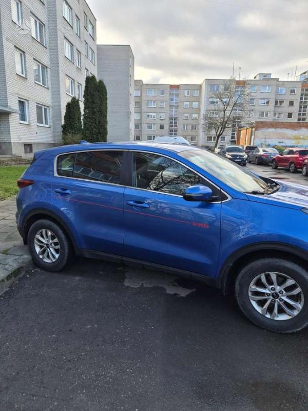 Blue Kia Sportage 2021 in Klaipeda, with an engine capacity of 1.59 L and mileage of 86 thousand km for 17000 €, photo 4 on AUTOMOTO.COM.LV