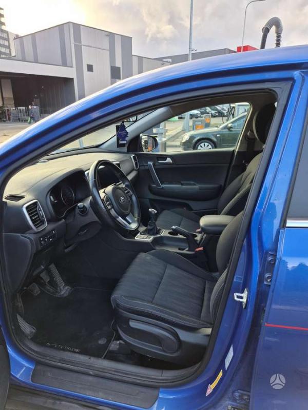 Blue Kia Sportage 2021 in Klaipeda, with an engine capacity of 1.59 L and mileage of 86 thousand km for 17000 €, photo 10 on AUTOMOTO.COM.LV