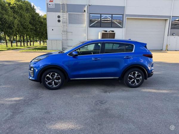 Blue Kia Sportage 2021 in Kaunas, with an engine capacity of 1.59 L and mileage of 90 thousand km for 18000 €, photo 6 on AUTOMOTO.COM.LV