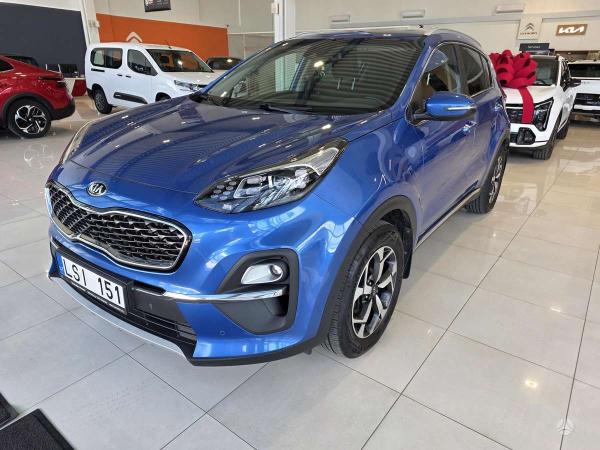 Blue Kia Sportage 2021 in Kaunas, with an engine capacity of 1.60 L and mileage of 87 thousand km for 13900 €, photo 2 on AUTOMOTO.COM.LV