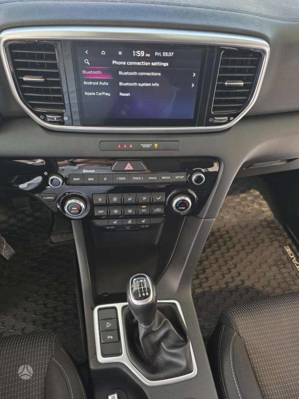 Blue Kia Sportage 2021 in Kaunas, with an engine capacity of 1.60 L and mileage of 87 thousand km for 13900 €, photo 8 on AUTOMOTO.COM.LV