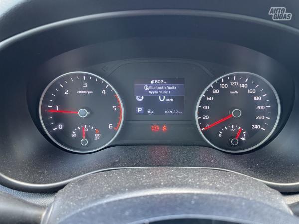 Kia Sportage 2021 in Klaipeda on AUTOMOTO.COM.LV Blue Kia Sportage 2021 in Klaipeda, with an engine capacity of 1.60 L and mileage of 103 thousand km for 17800 €, photo 7 on AUTOMOTO.COM.LV