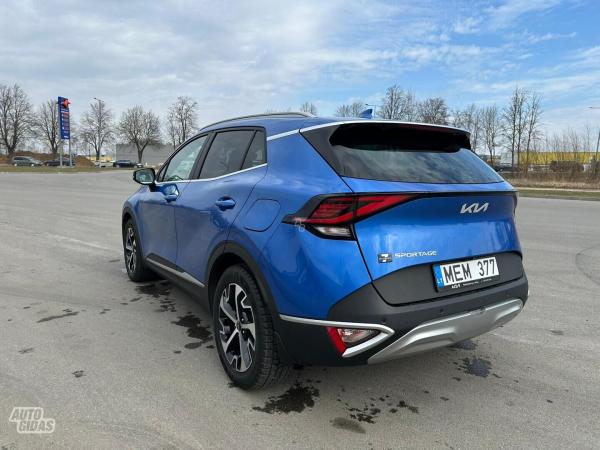 Blue Kia Sportage 2022 in Klaipeda, with an engine capacity of 1.60 L and mileage of 61 thousand km for 24200 €, photo 3 on AUTOMOTO.COM.LV