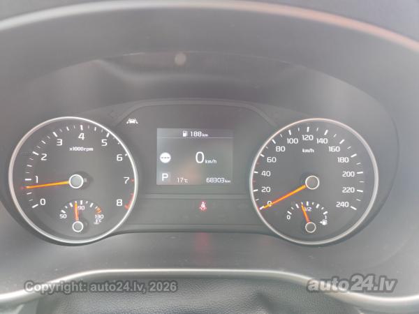 Blue Kia Sportage 2022 in Tallinn, with an engine capacity of 1.60 L and mileage of 68 thousand km for 19500 €, photo 7 on AUTOMOTO.COM.LV
