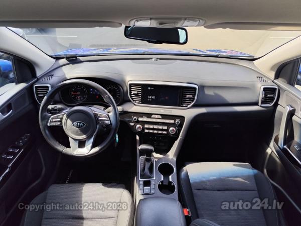 Blue Kia Sportage 2022 in Tallinn, with an engine capacity of 1.60 L and mileage of 68 thousand km for 19500 €, photo 10 on AUTOMOTO.COM.LV