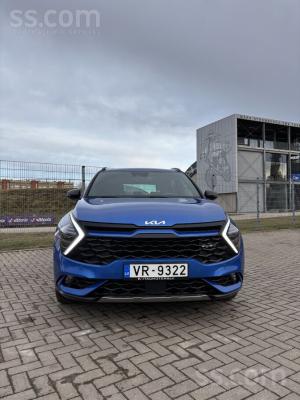 Синий Киа Sportage 2022 в Валмиера, объемом двигателя 1.60 л и пробегом 60 тыс. км за 26000 €, фото  на AUTOMOTO.COM.LV