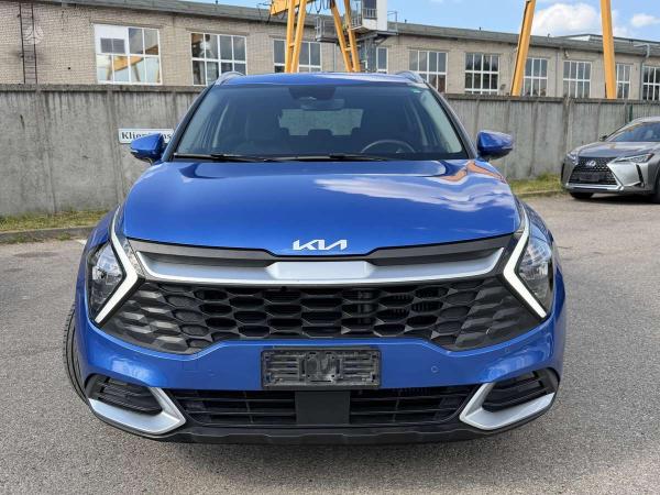 Blue Kia Sportage 2022 in Vilnius, with an engine capacity of 1.60 L and mileage of 176 thousand km for 18500 €, photo 4 on AUTOMOTO.COM.LV