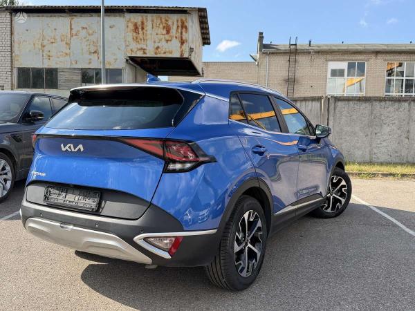 Blue Kia Sportage 2022 in Vilnius, with an engine capacity of 1.60 L and mileage of 176 thousand km for 18500 €, photo 8 on AUTOMOTO.COM.LV