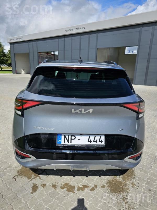 Zils Kia Sportage 2022 Liepāja, ar dzinēja tilpumu 1.60 L un nobraukumu 48 tūkst. km par 23700 €, foto 2 vietnē AUTOMOTO.COM.LV