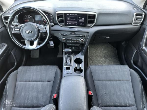 Blue Kia Sportage 2022 in Avizieniai, with an engine capacity of 1.60 L and mileage of 128 thousand km for 16750 €, photo 3 on AUTOMOTO.COM.LV