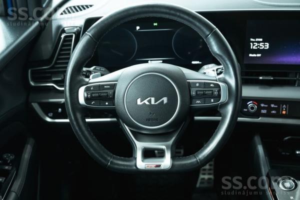 Blue Kia Sportage 2022 in Riga, with an engine capacity of 1.60 L and mileage of 49 thousand km for 23900 €, photo 10 on AUTOMOTO.COM.LV